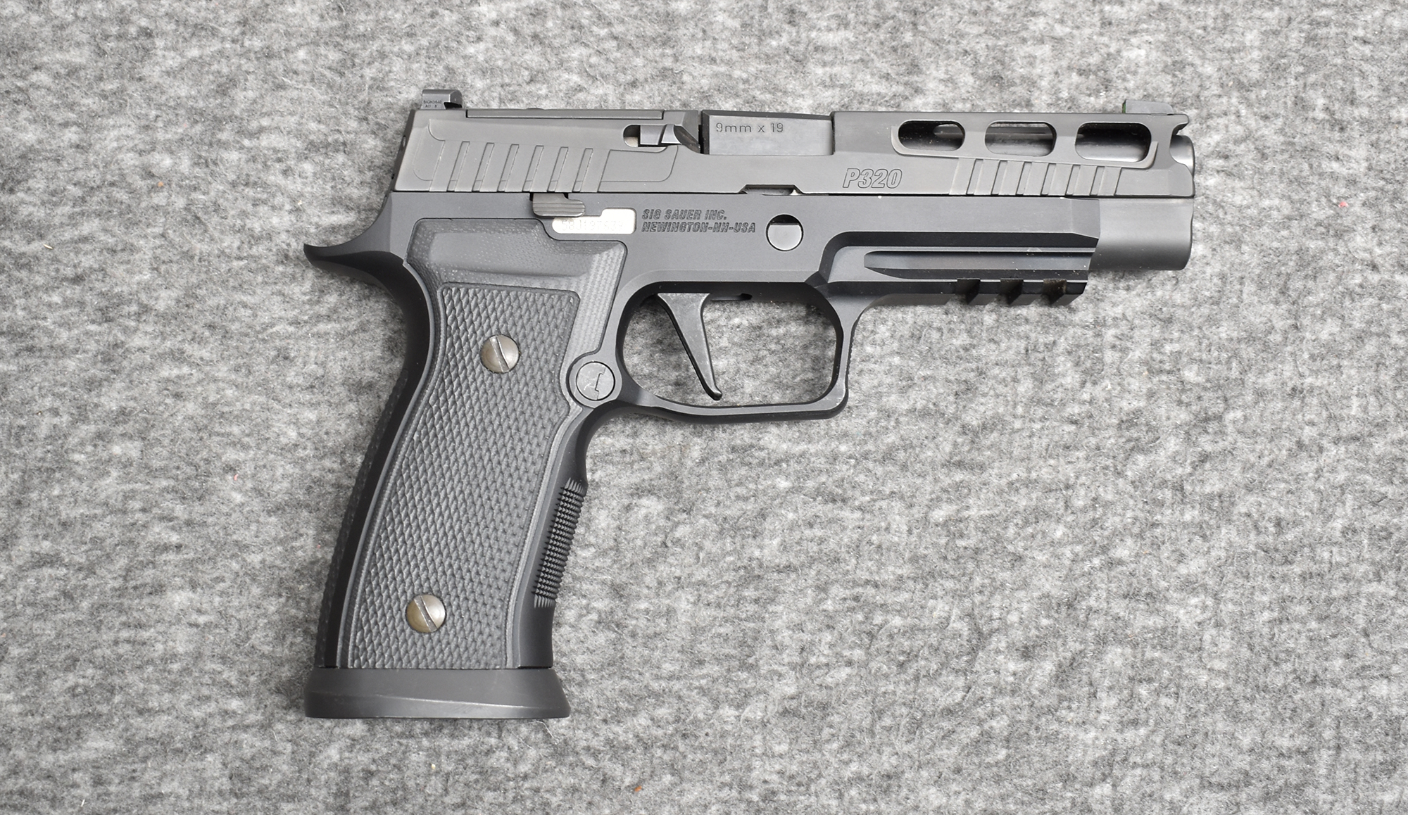 Sig Sauer ~ P320 ~ 9mm Luger | Bass Pro Shops